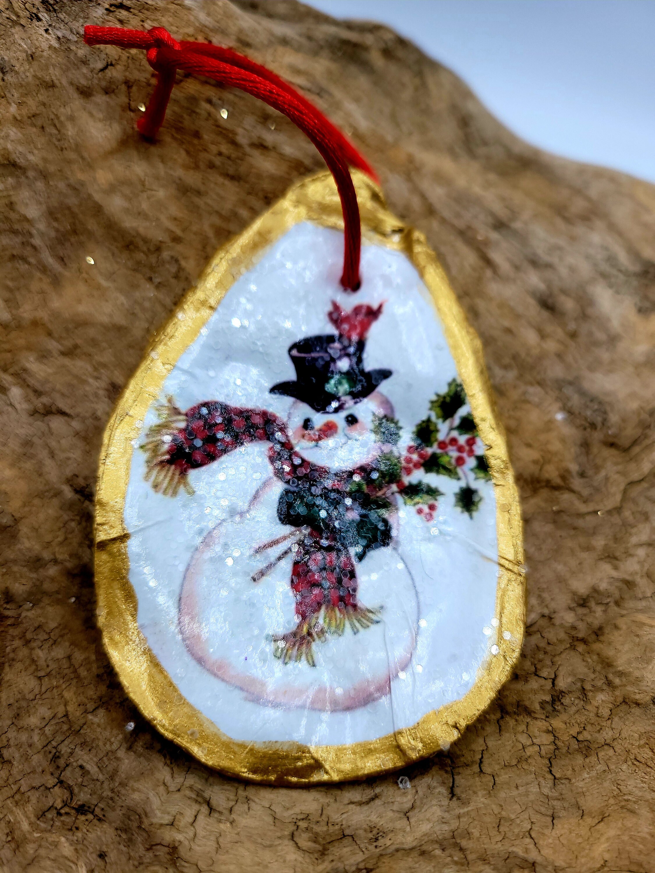 Painted Snowman Oyster Shells