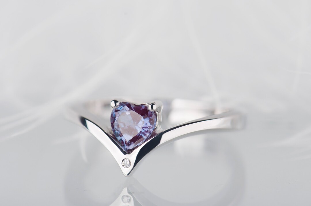 Sterling Silver Heart Shape Alexandrite Chevron Ring - Etsy