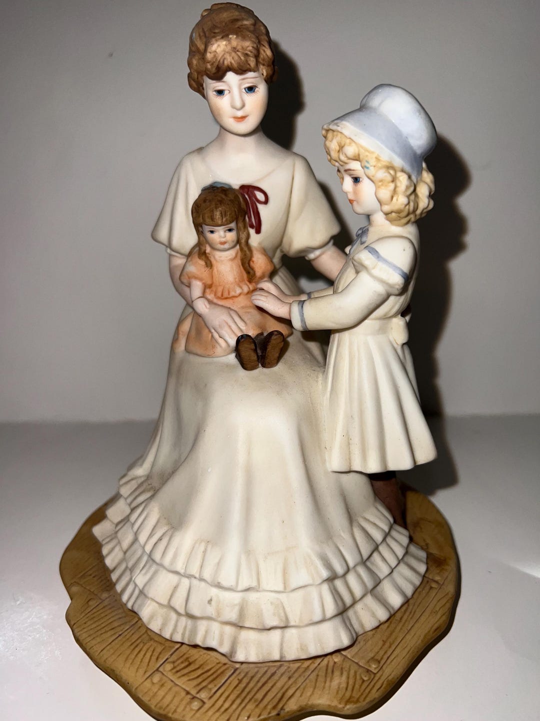 Music Box Jan Hagara Limited Edition 3015/17,500 Mother & Little Girls ...