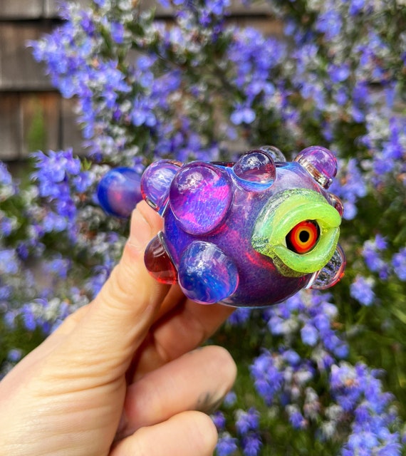 Eyeball Pipe Alien Pipe Heady Glass Pipe Glass Smoking | Etsy