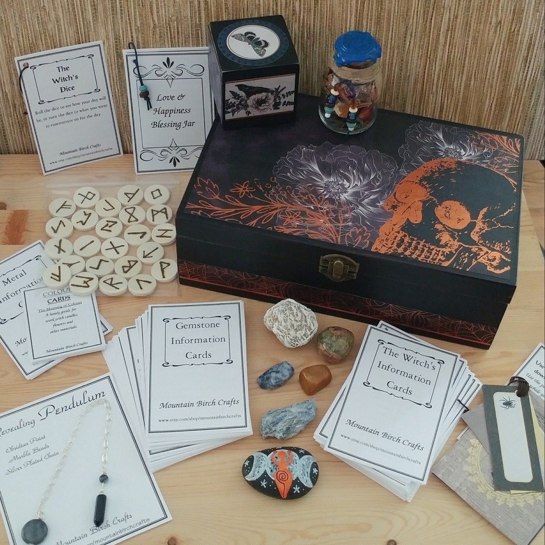 Deluxe Witch Kit - Witch Study Cards - Runes - Gemstone Information ...