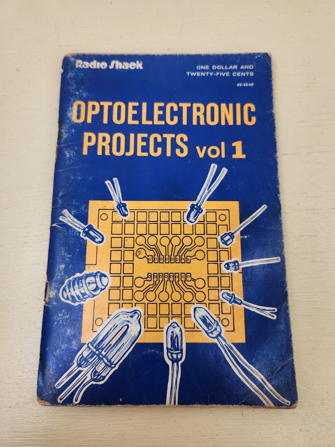 Vintage Optoelectronic Projects Vol 1 by Forrest M Mims - Published by ...