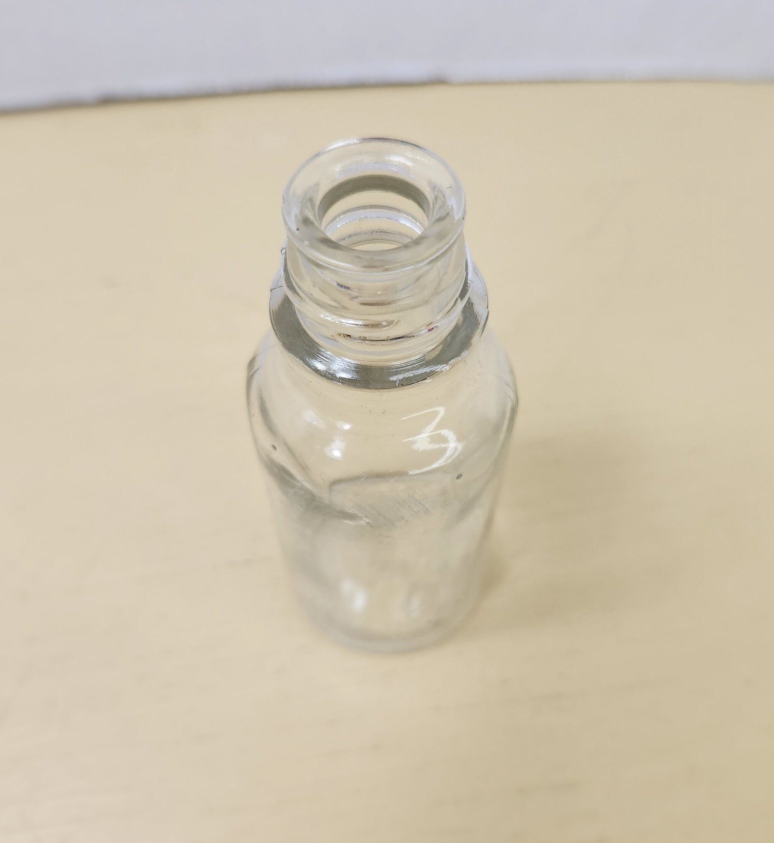 Vintage Clear Duraglas Bottle (owens-illinois Glass) - Etsy