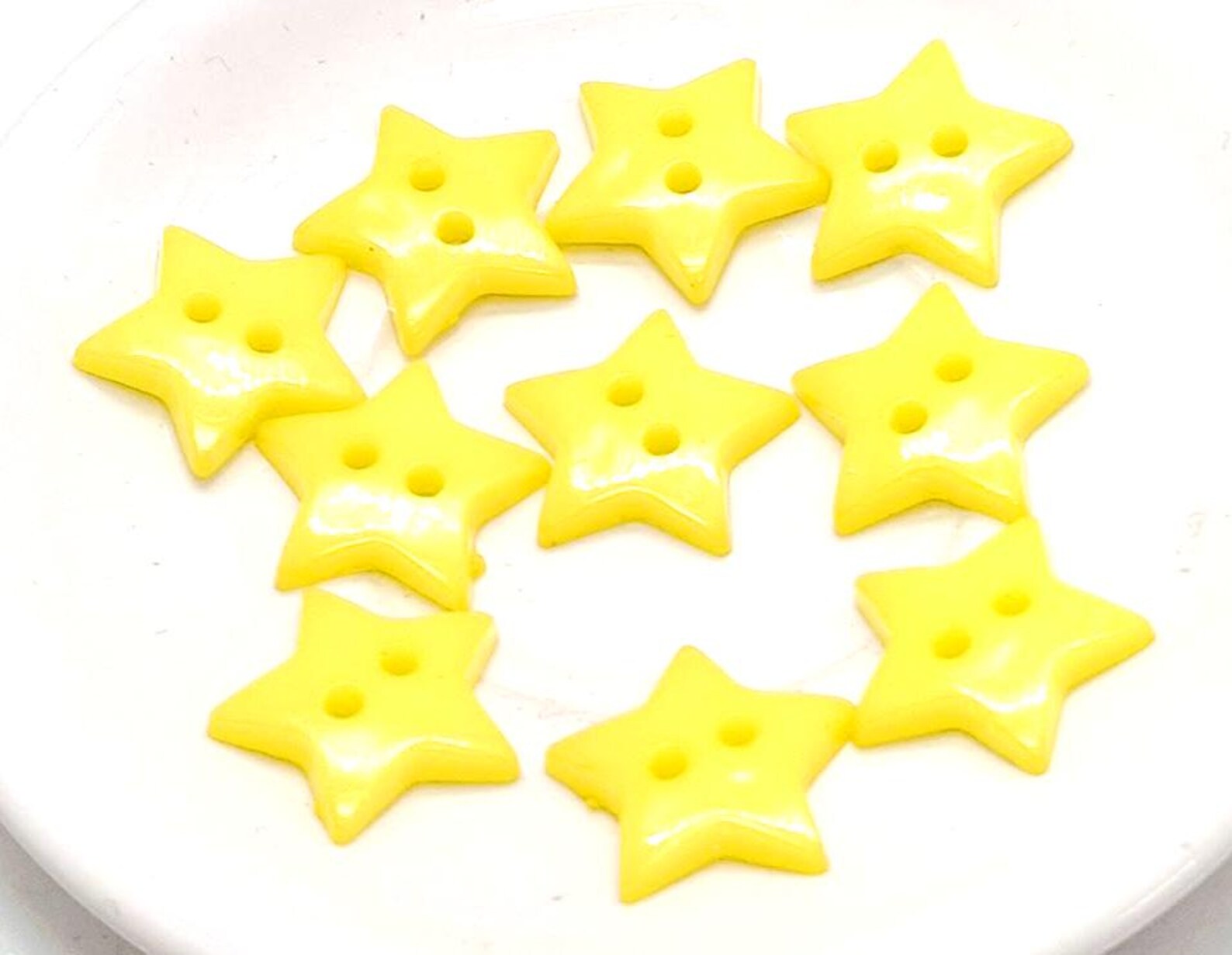 Yellow Star Acrylic Buttons, 2 Hole, Plastic Sewing Embellishments ...