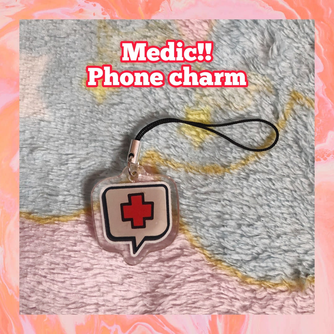TF2 MEDIIICCC Phone Charm - Etsy
