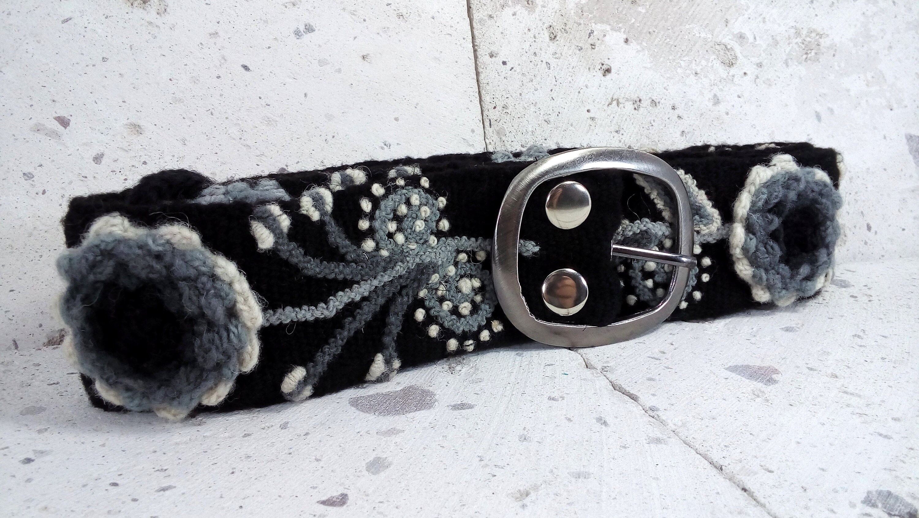 Garden Belts - Hand Embroidered With 100% Sheep Wool - Etsy