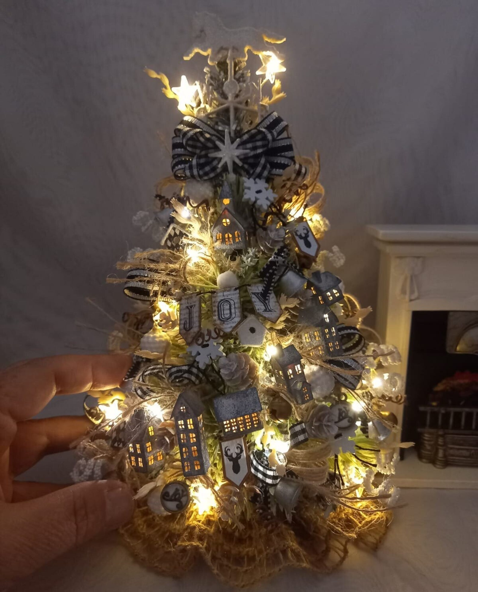 Dollhouse Miniature Christmas Tree Light Up - Etsy