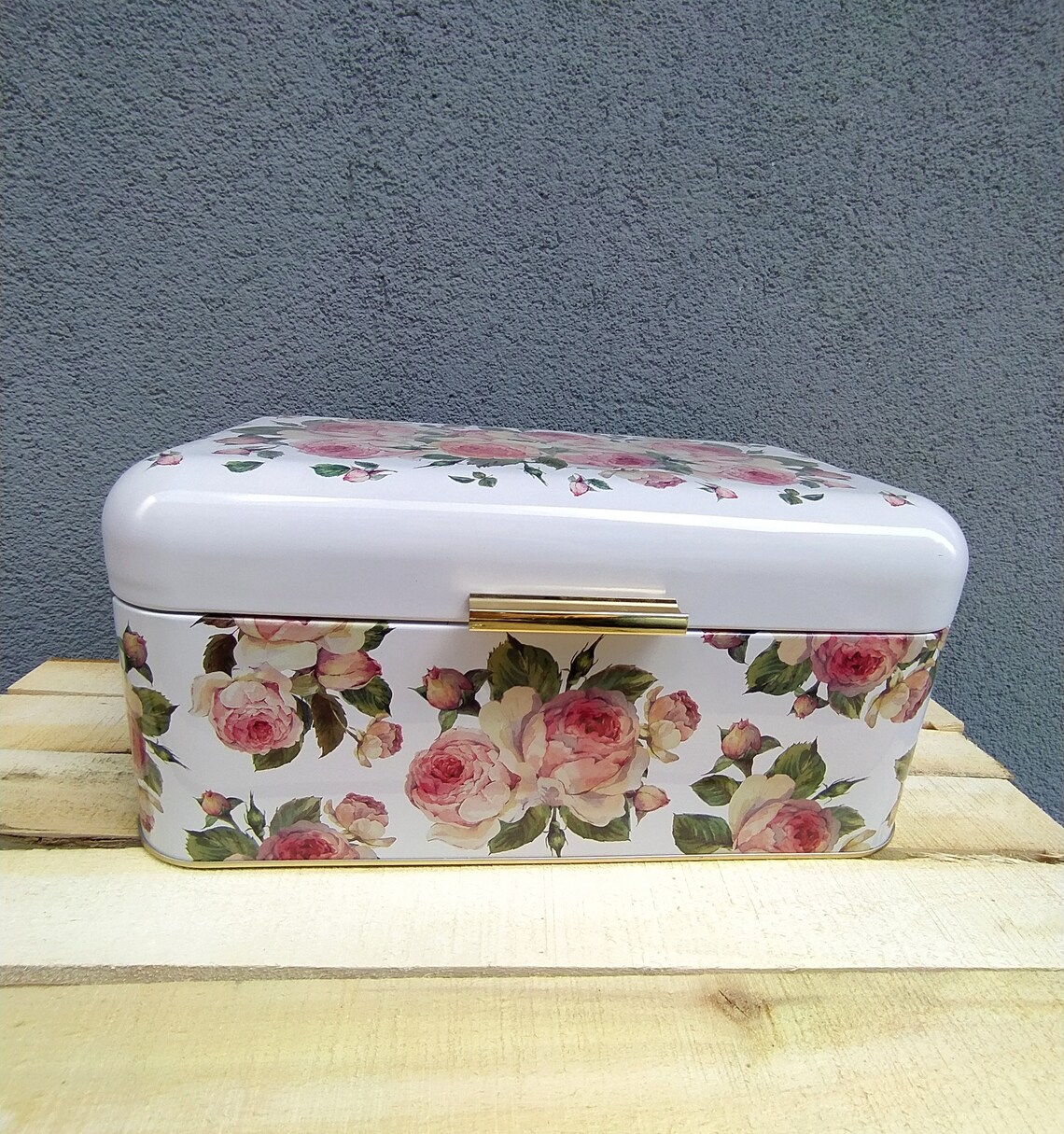 Metal Rose Design Bread Box , 4 Pieces Bread Box, Biscuit Tin , Bread ...