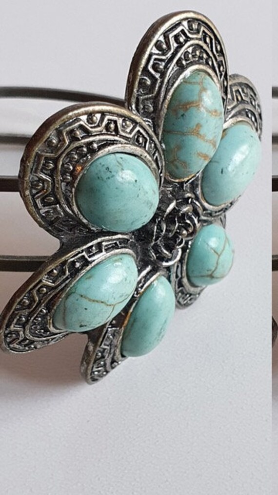 Beautiful Turquoise gem spider web markings, Vintage … - Gem