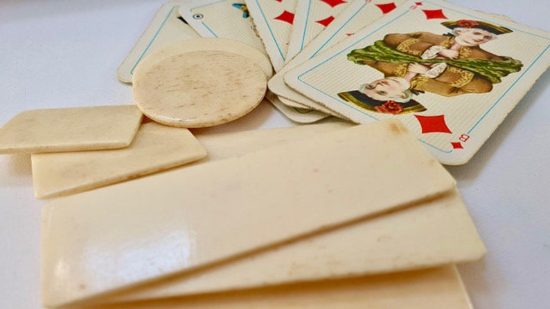 Antique Counters, Brass Wooden Games Box Counters Poker Chips Antique ...