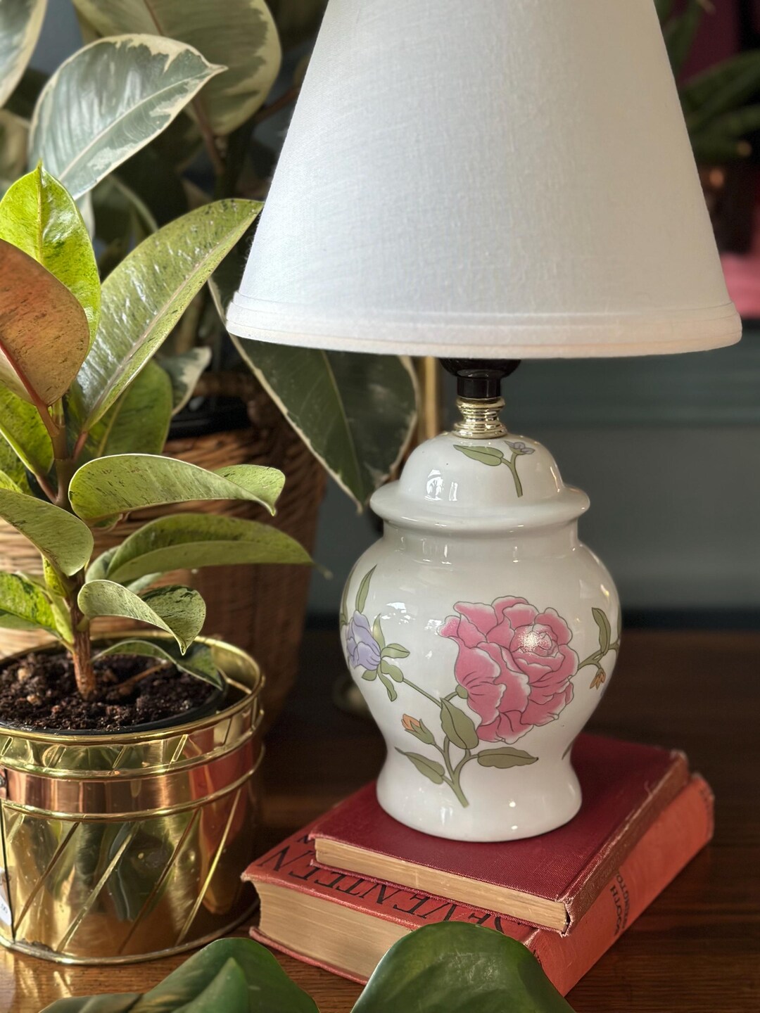 Vintage Ginger Jar Table Lamp, Cottagecore Floral Design, Cozy Kitchen ...