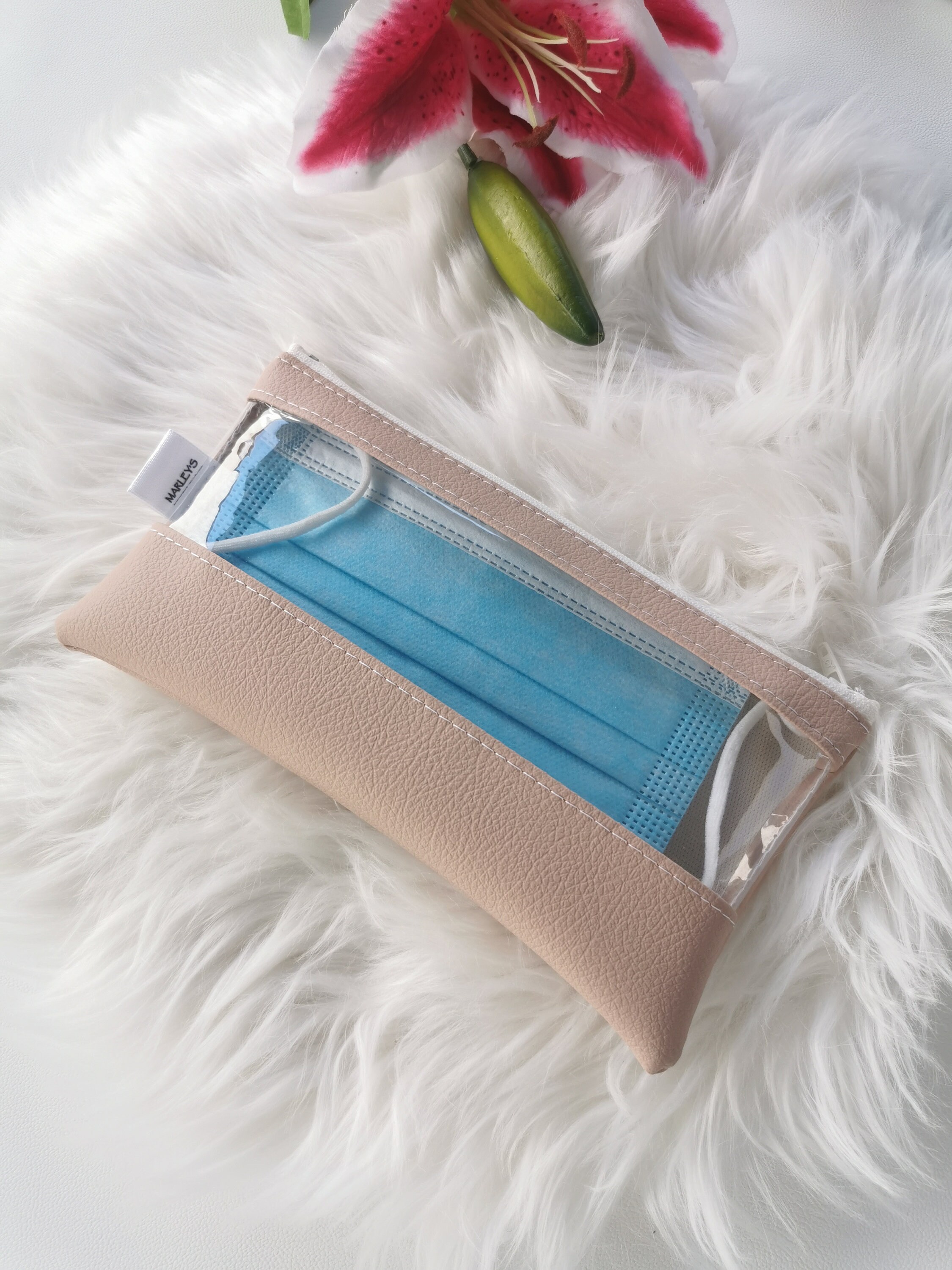 Face Mask Storage Case Holder, Face Mask Keeper, Face Mask Pouch ...