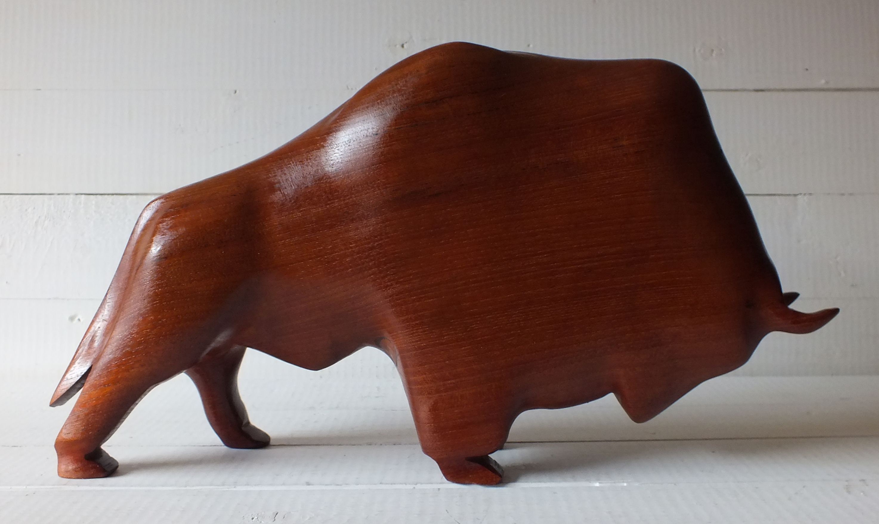 Large Teak Bison Sculpture - Carving Teak Buffalo Figure - Hand Carved ...