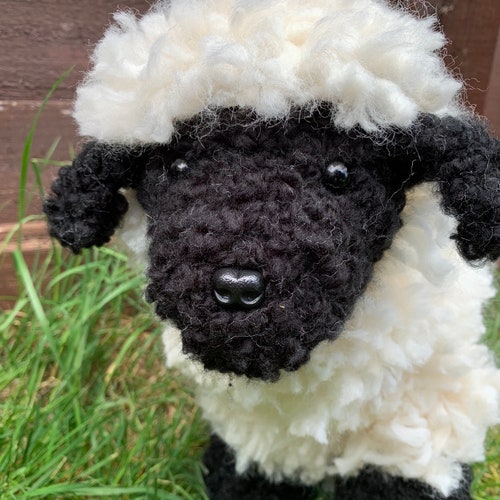 Sheep Flask/bottle Valais Blacknose Sheep From Art by Sam - Etsy
