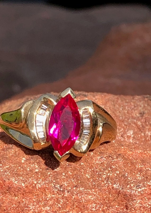 Genuine Ruby & Diamond Retro Cocktail Ring - Vintage… - Gem
