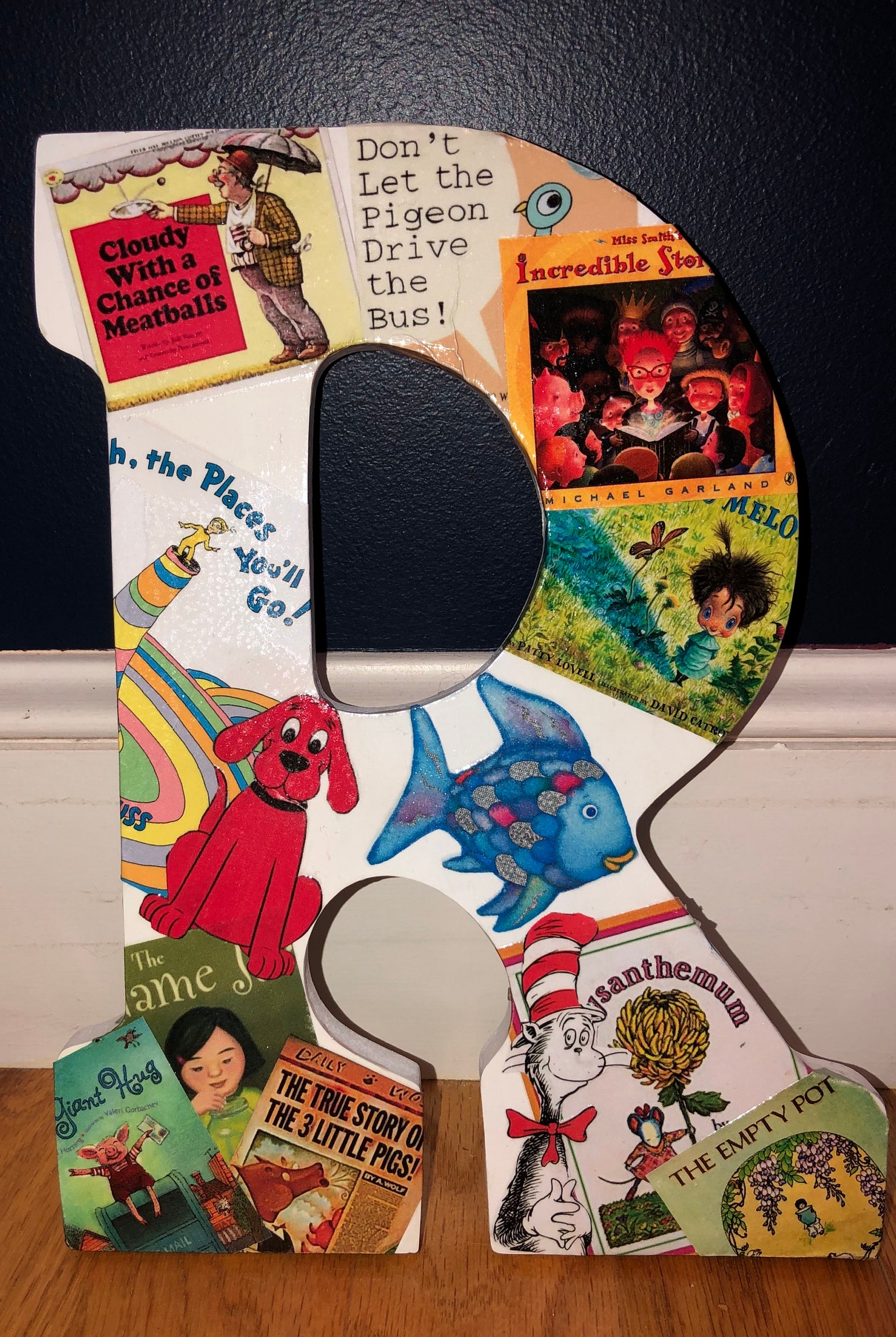 Custom Classroom Library Decor - Etsy