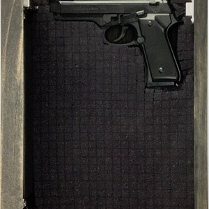 Bellewood Designs Gun Concealment Skull Giving Middle Finger, Hidden ...