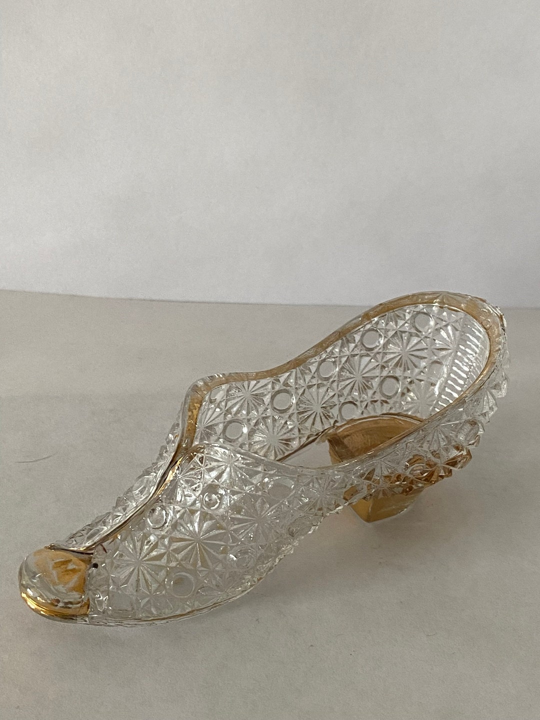 Crystal Daisy and Button Glass Shoe Figurine - Etsy