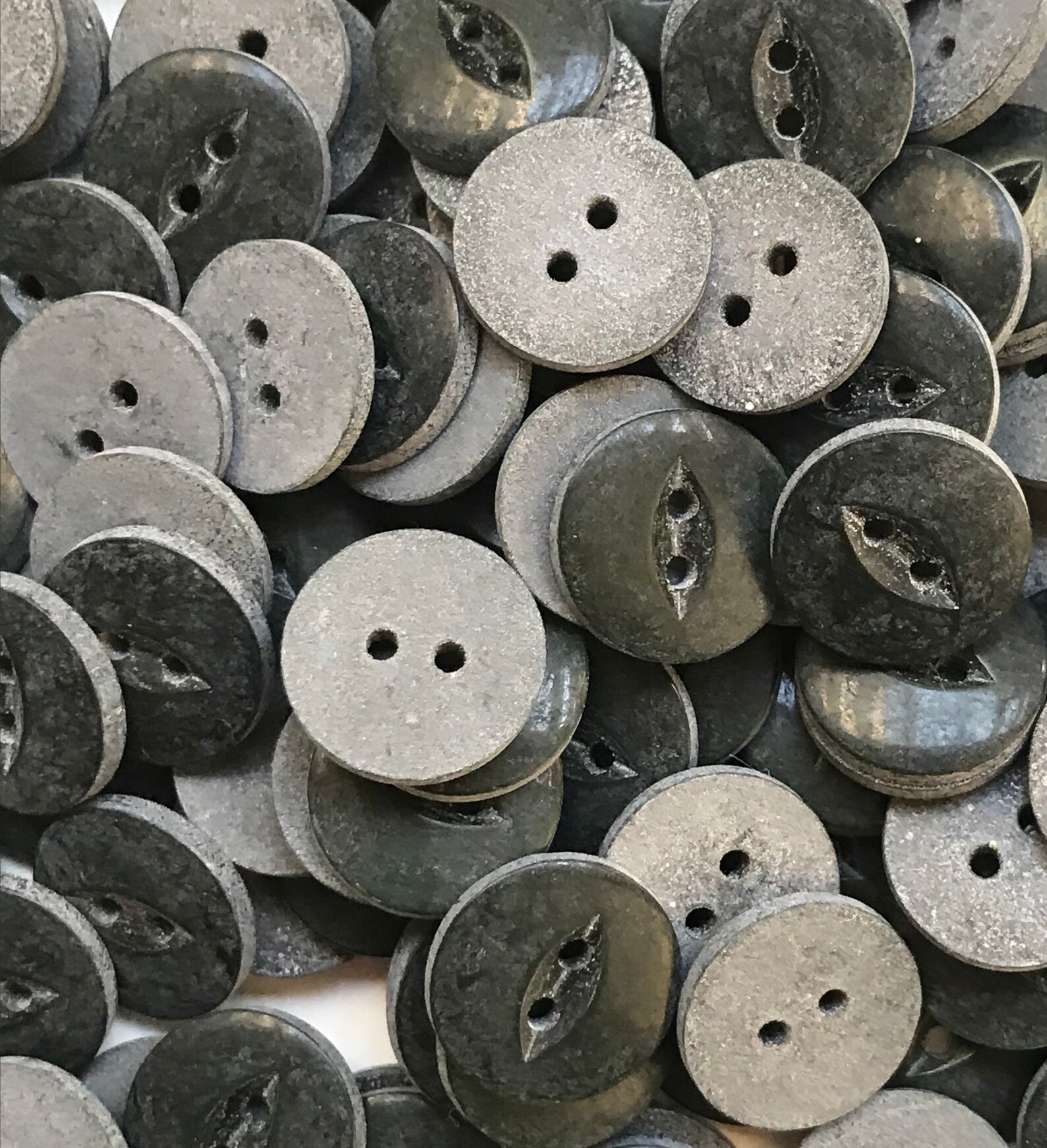 Vintage Buttons. Grey. 20 Buttons per Pack. - Etsy