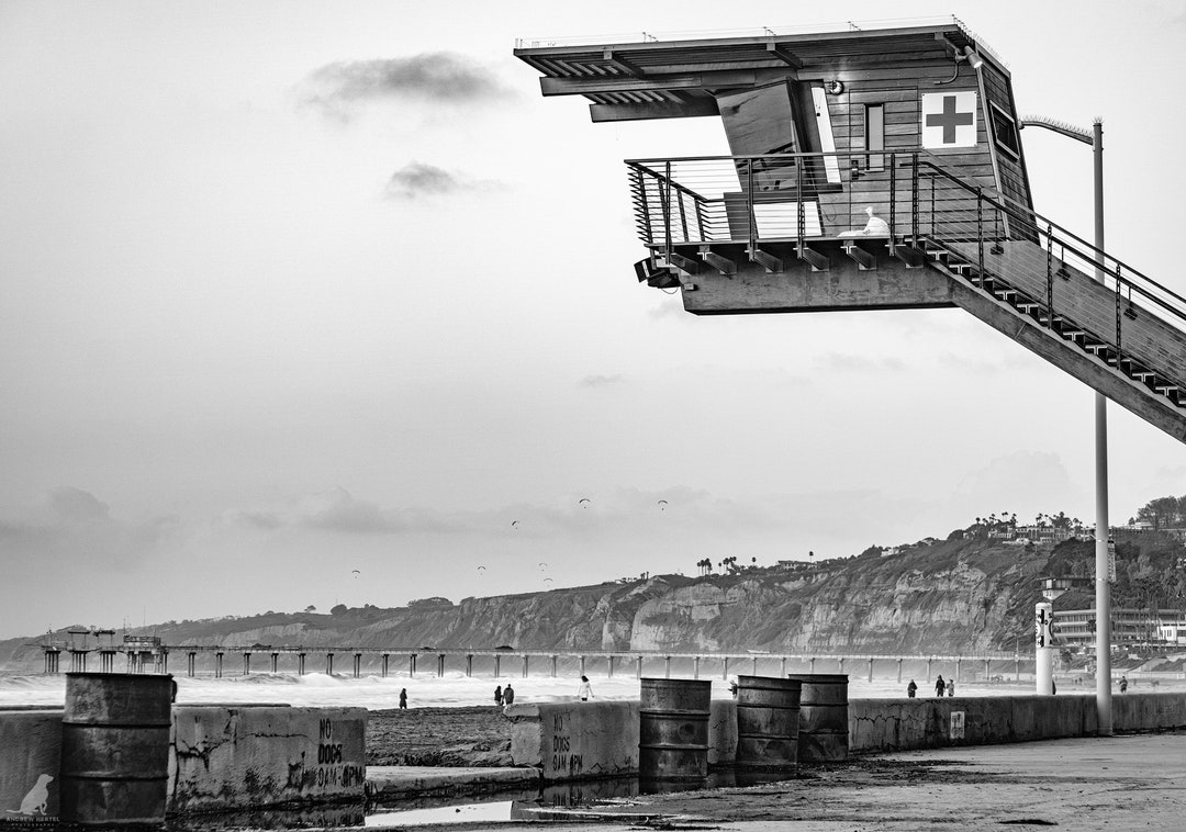 Scripps Pier and Lifeguard Tower in La Jolla, California, Black and ...
