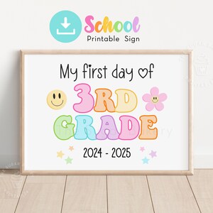 First Day of 3rd GRADE Sign, RETRO 3rd Grade Printable Sign, Back to ...