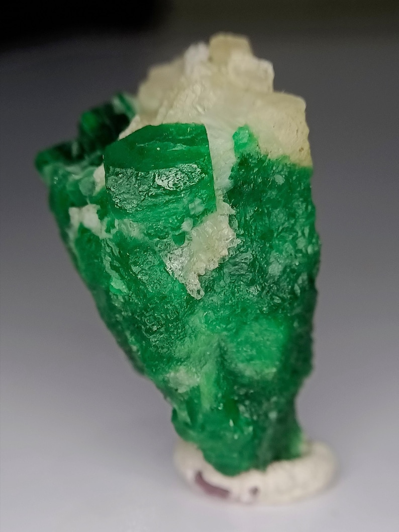 Swat Valley Emerald Specimen: 15.50 Gram Crystal - Etsy