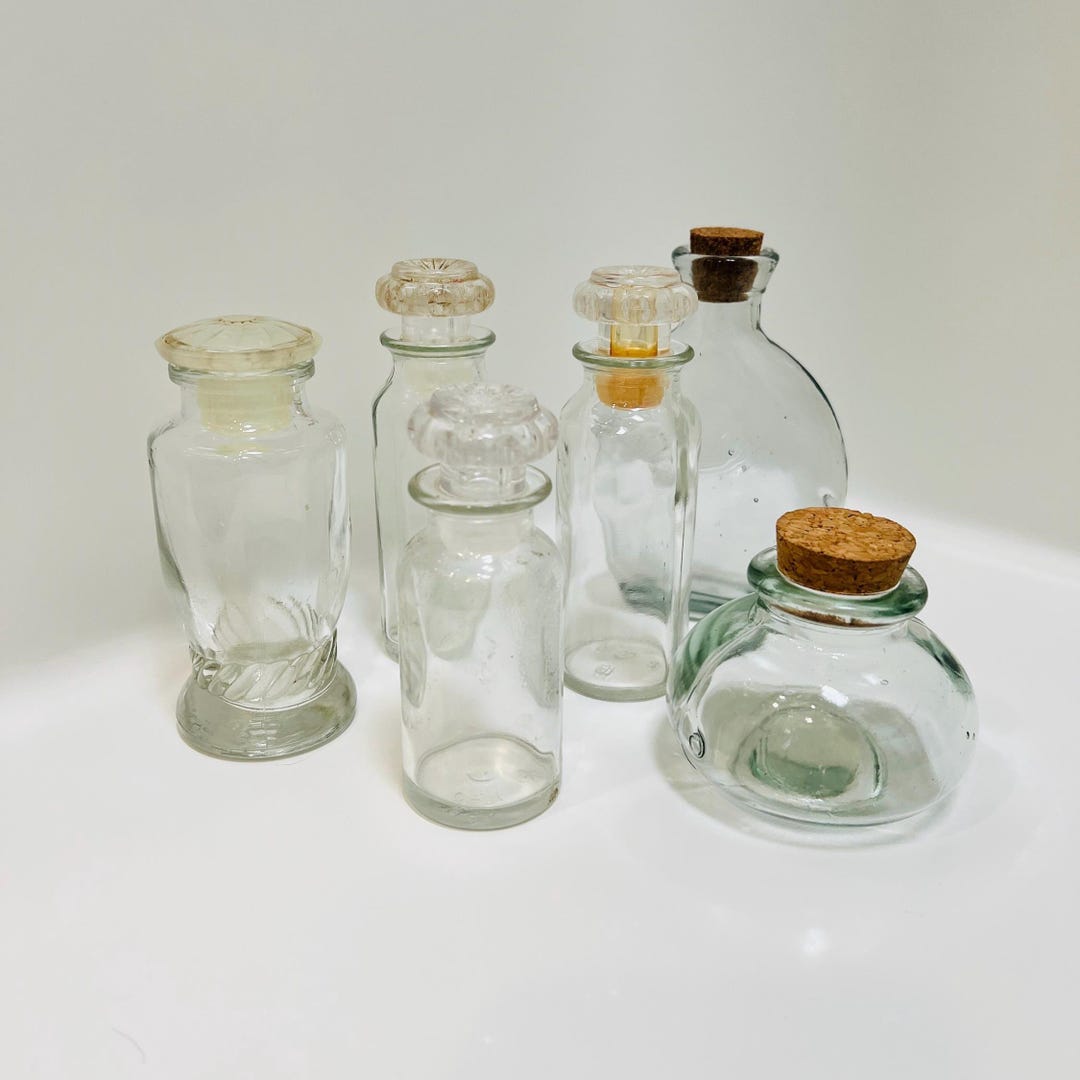 Vintage Glass Apothecary Pill Bottles With Lids, Set of 4, Mid-century ...