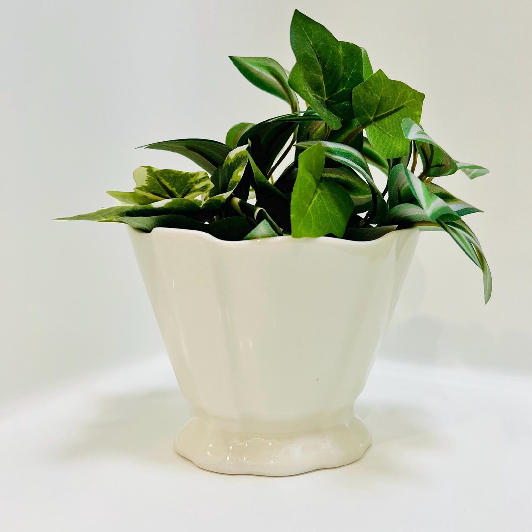 Vintage Lenox Ivory Porcelain Vase, Fluted Design, Mid-century Modern ...