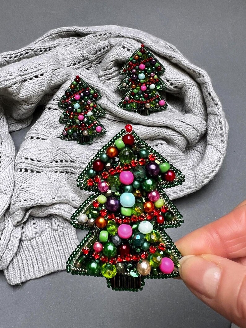 Christmas Tree Brooch, Christmas Ornament Pin, Christmas Pin, Green ...