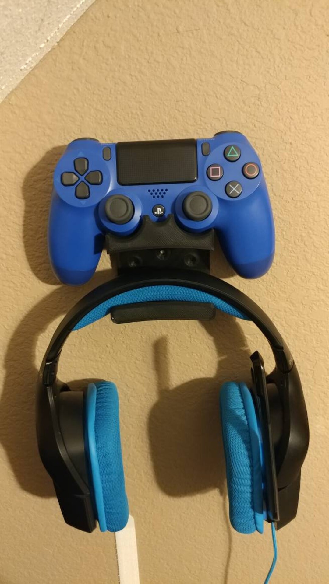 PS4 Playstation Dualshock 4 and Headphone Wall Mount - Etsy