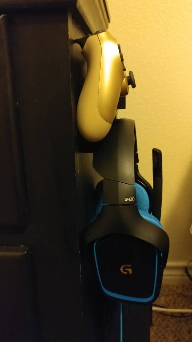 PS4 Playstation Dualshock 4 and Headphone Wall Mount - Etsy