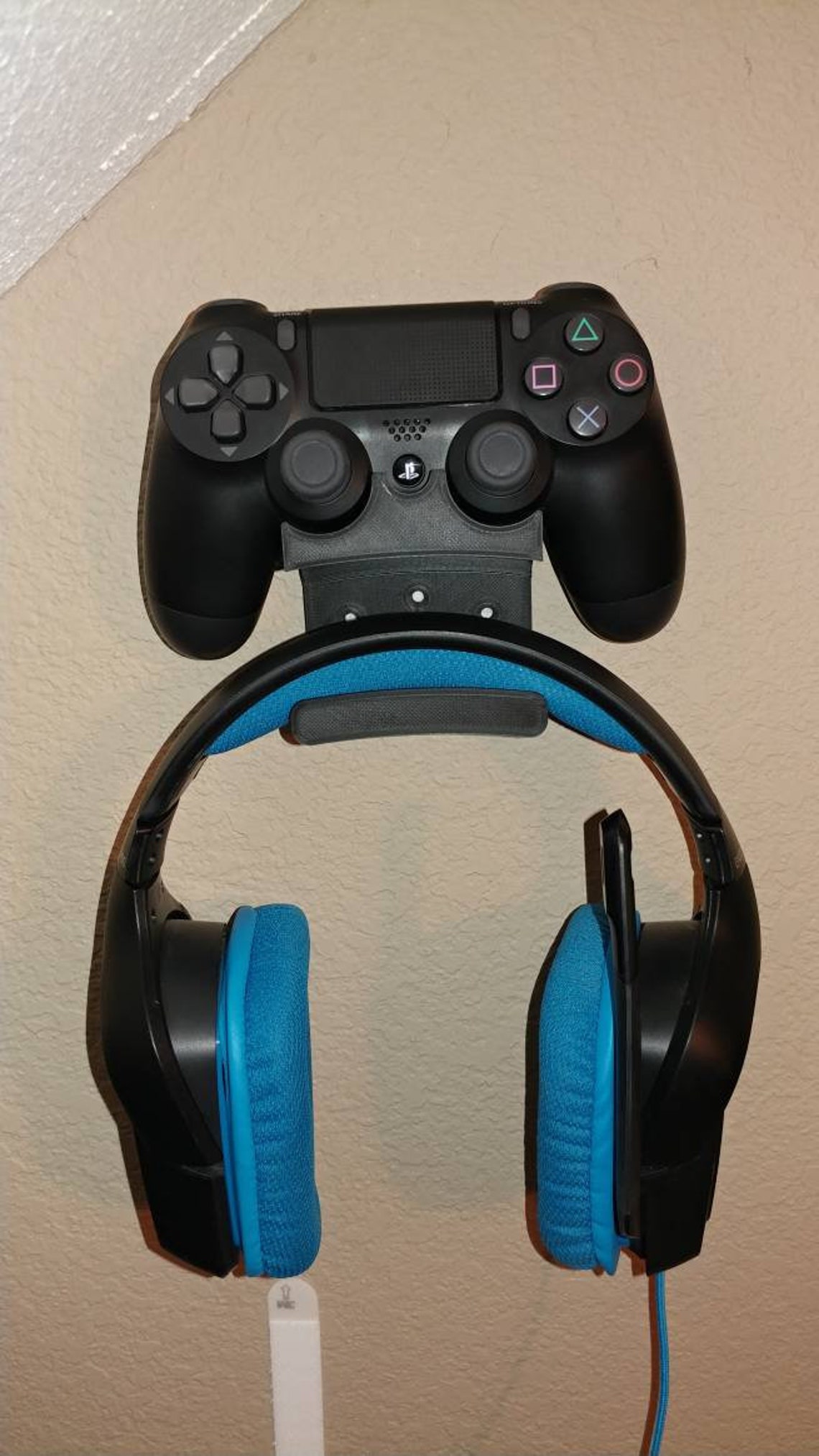 PS4 Playstation Dualshock 4 and Headphone Wall Mount | Etsy