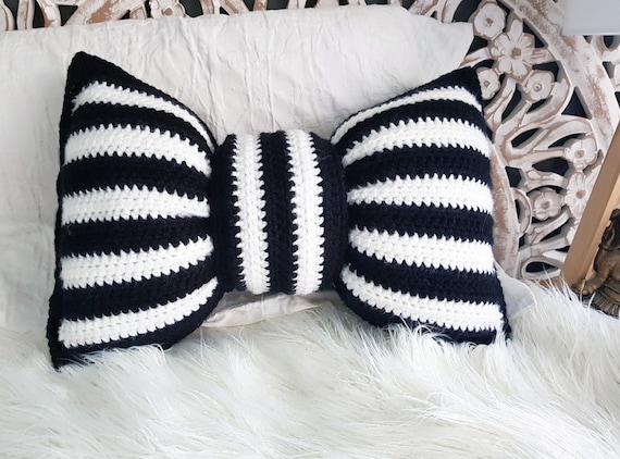 Bow Pillow Pattern