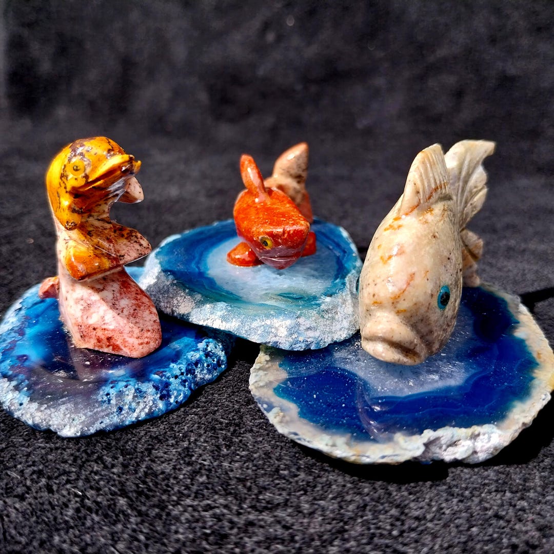 3 Animals Carved in SOAPSTONE on Tinted Agate the LOT Sold Includes ...
