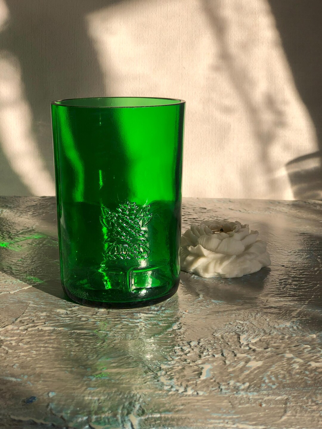 Large Glass Bottle of Tanqueray London Dry Gin Precio, Size XXL - 18.5 ...
