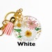 Flower Resin Keychain, White Pressed Dried Daisy Key Chain, Handmade ...