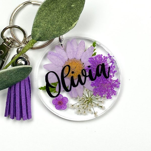 Resin Flower Keychain - Etsy