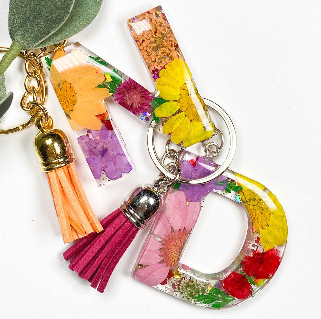 Personalised Flower Custom Initial Resin Keychain, Glitter Letter ...