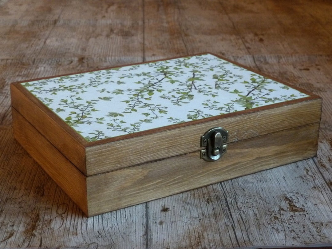 Wooden Tea Box. Green Leaves Decoration Tea Storage Box. Tea Bags Gift ...