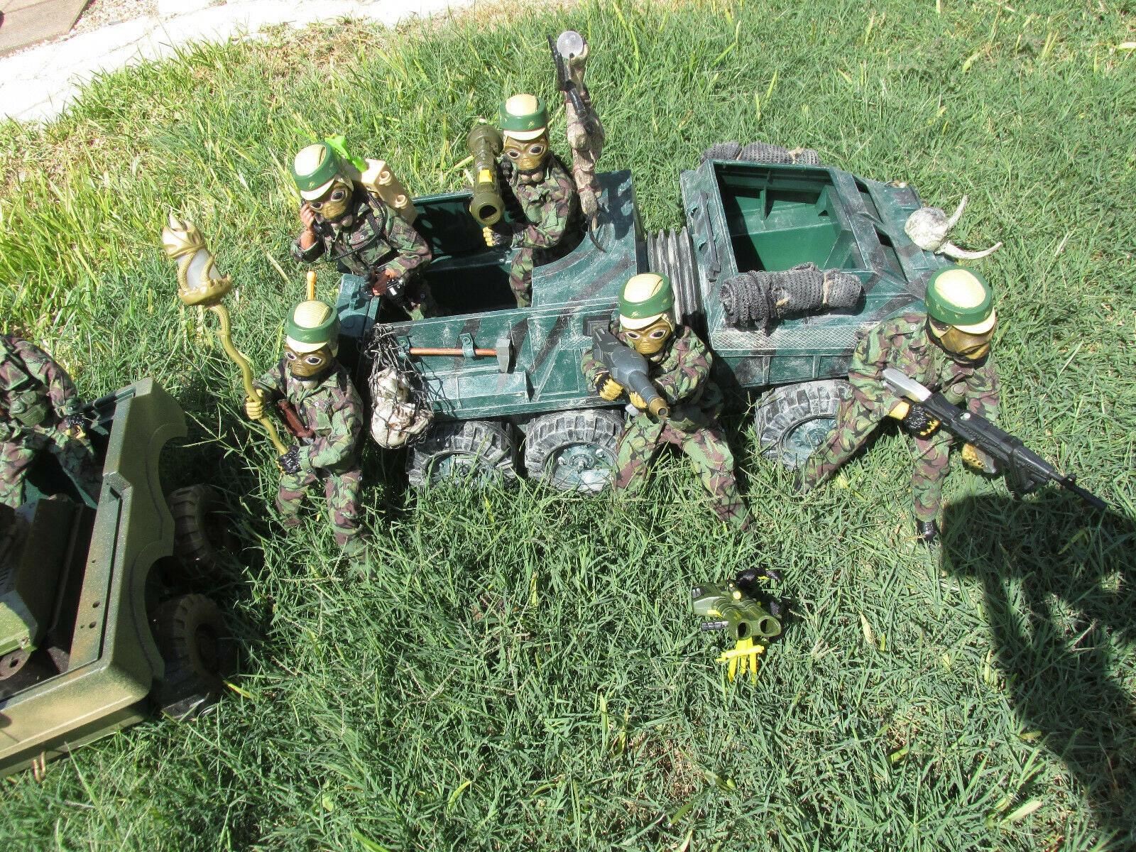 Custom GI Joe Alien Troop Transport With Laser Cannon Trailer - Etsy ...