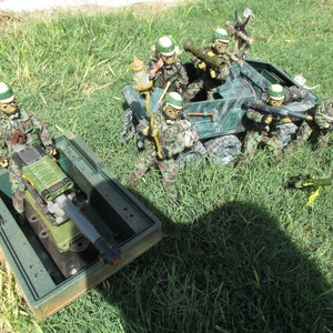 Custom GI Joe Alien Troop Transport With Laser Cannon Trailer & 6 ...