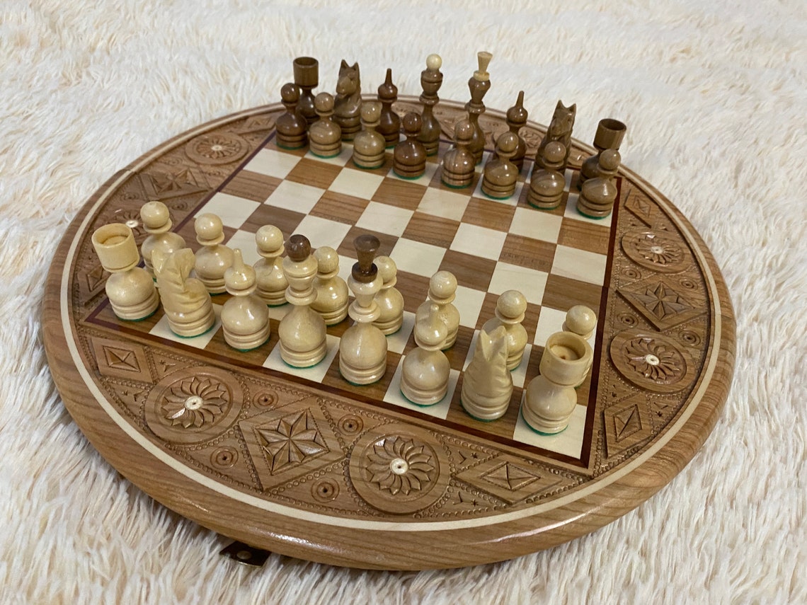 Hand Carved Wooden Round Chess Set, Round Chessboard, Travel Mini Chess ...