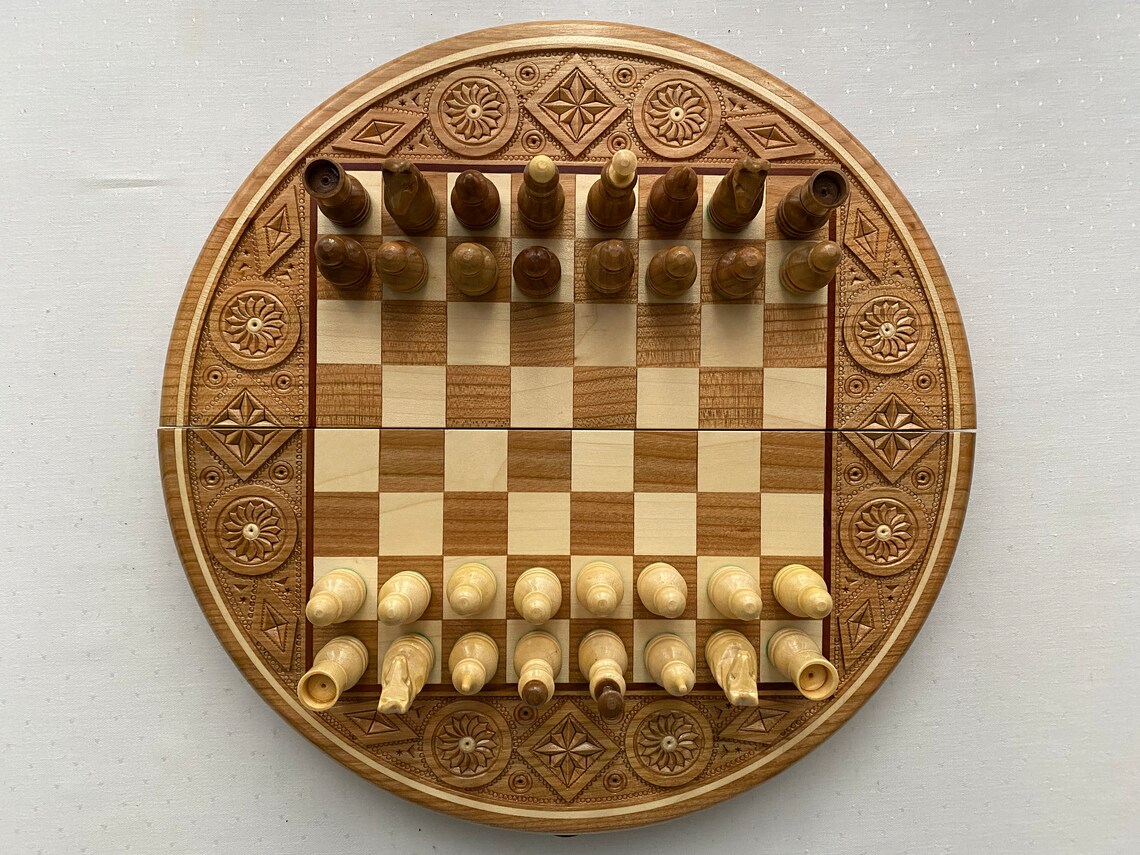 Hand Carved Wooden Round Chess Set, Round Chessboard, Travel Mini Chess ...