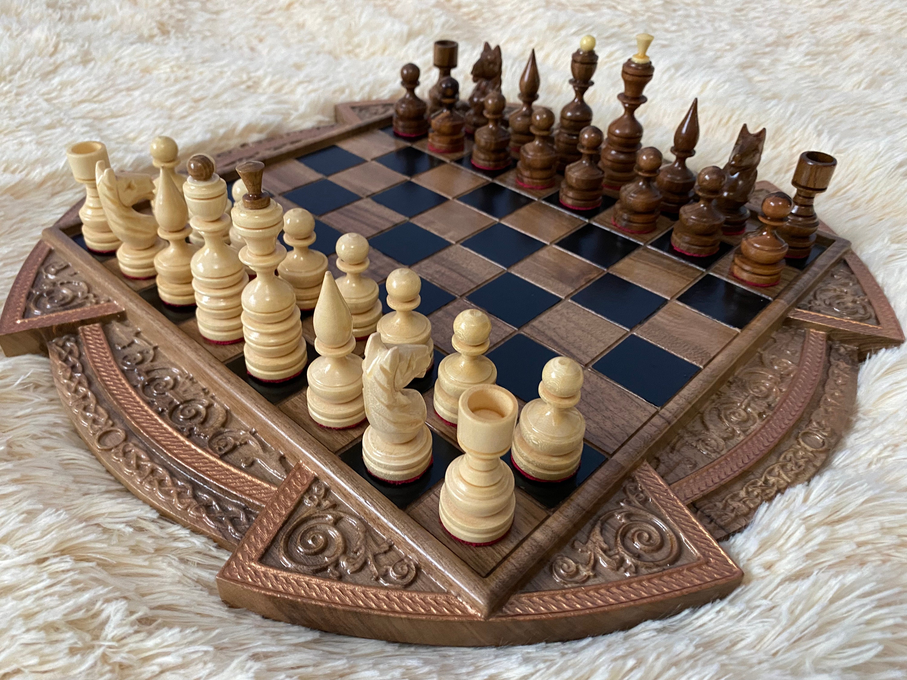 Walnut Chess Set, Round Chessboard, Travel Mini Chess Board, Checker ...