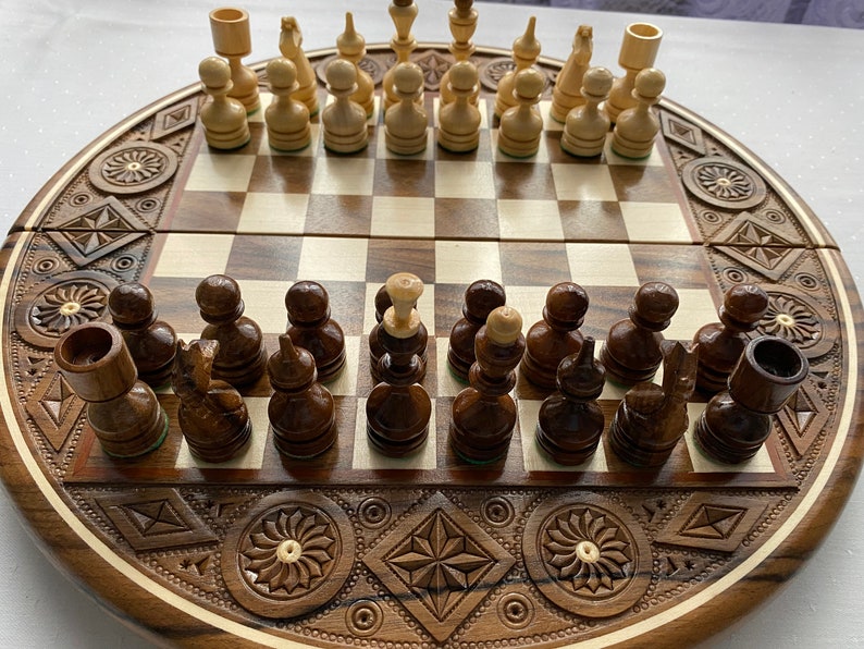 Hand Carved Wooden Round Chess Set, Round Chessboard, Travel Mini Chess ...