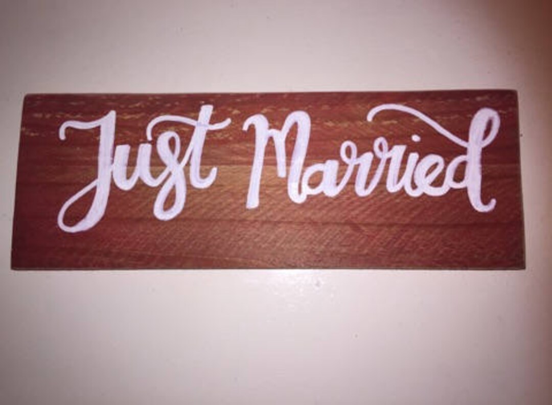 Just Married Hand Painted Wooden Sign - Etsy