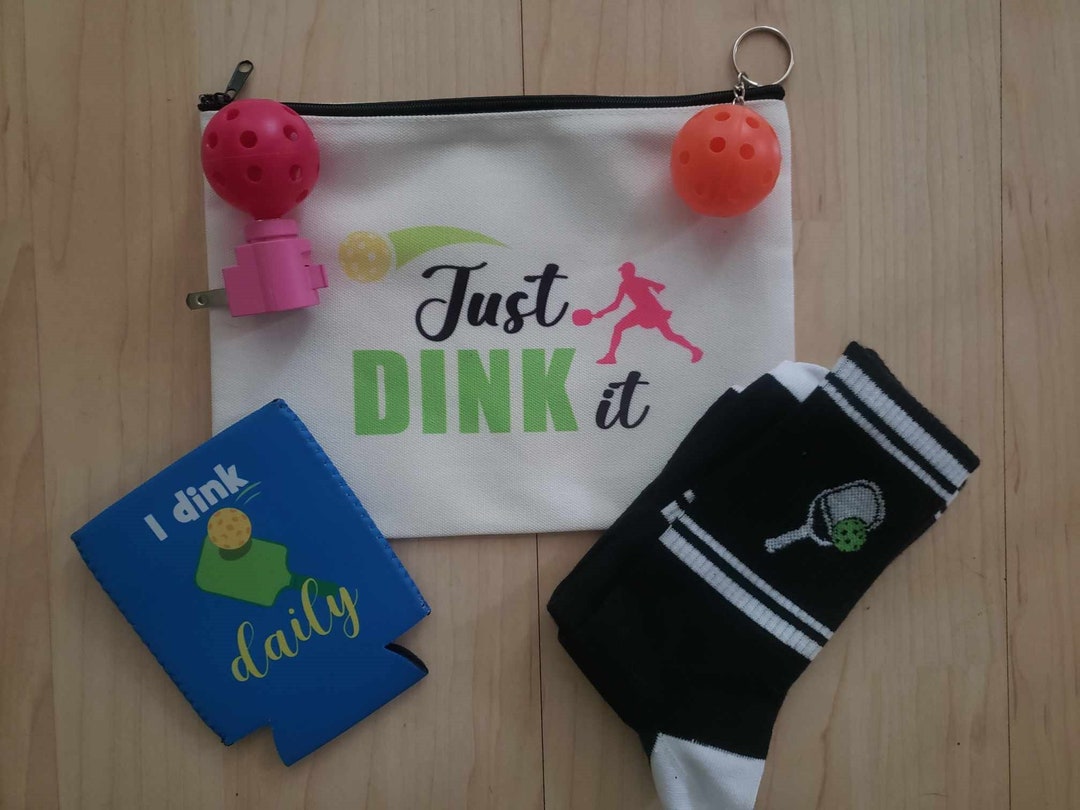 Pickleball Gift Set, Pickleball Socks Key Chain Bag Light Set ...