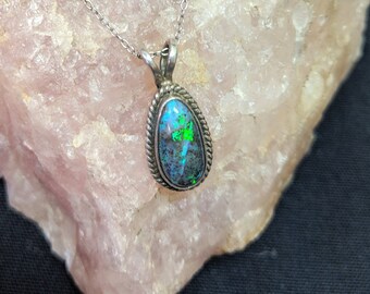 Opal pendant | Etsy