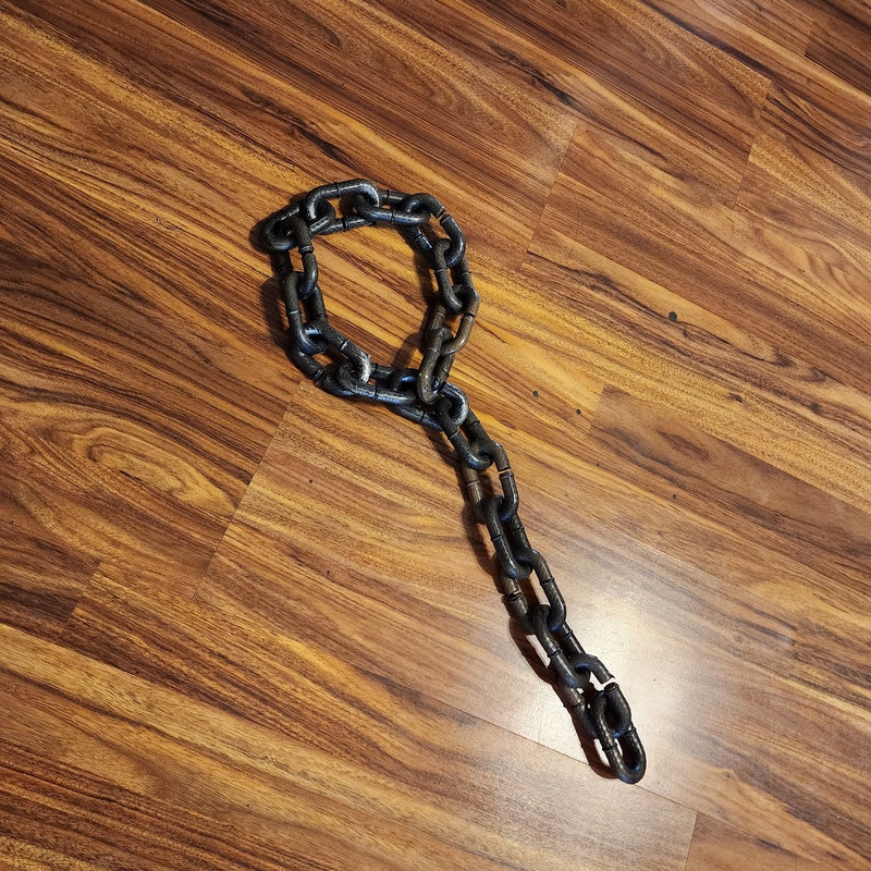 Fake chains costume - Etsy.de