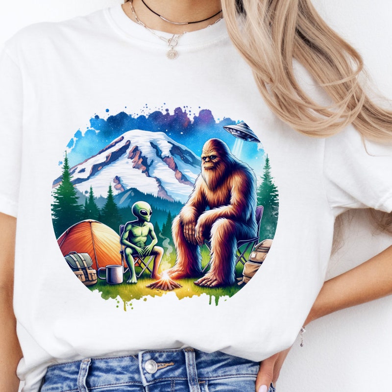 Sasquatch T Shirt - Etsy